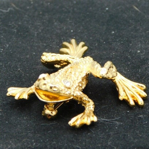 St. John Swarovski | Accessories | Vintage St John Swarovski Gold Frog ...